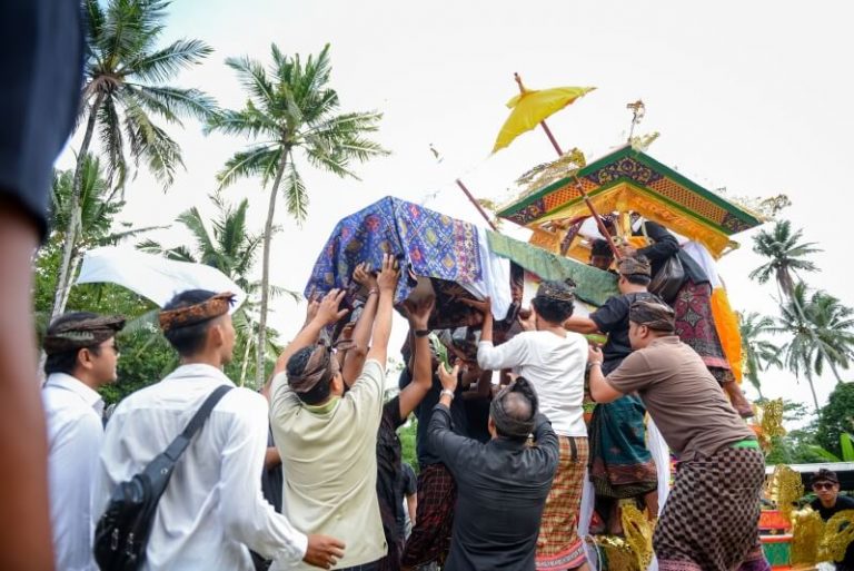 Ngaben Ceremony Unique Balinese Cremation- Ubud Villas Rental